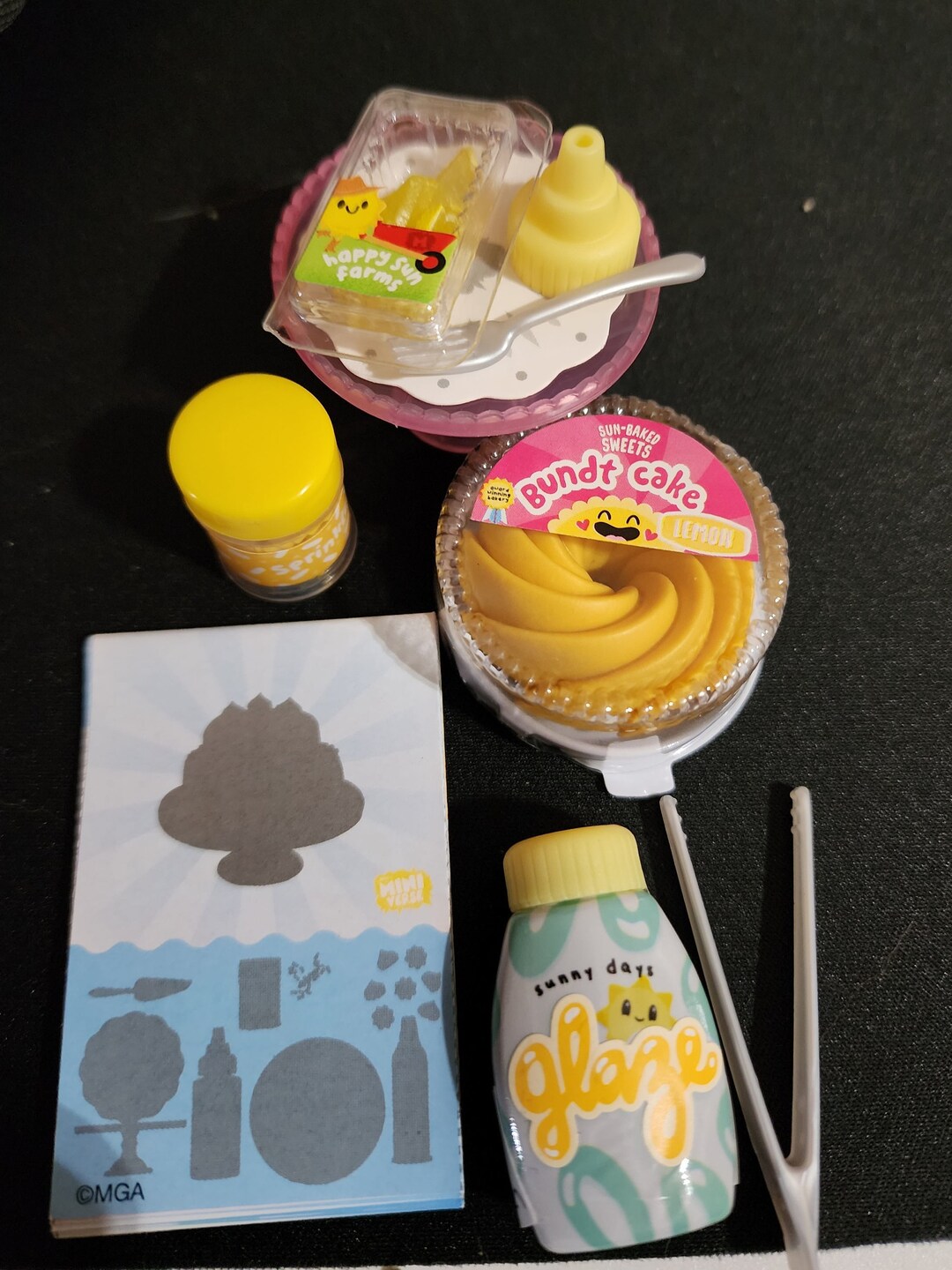 Miniverse Make It Mini Food Diner LEMON BUNDT CAKE - Etsy