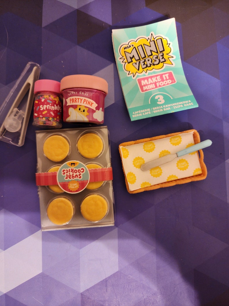 Miniverse Make It Mini Food Series 3 Birthday Cookies - Etsy