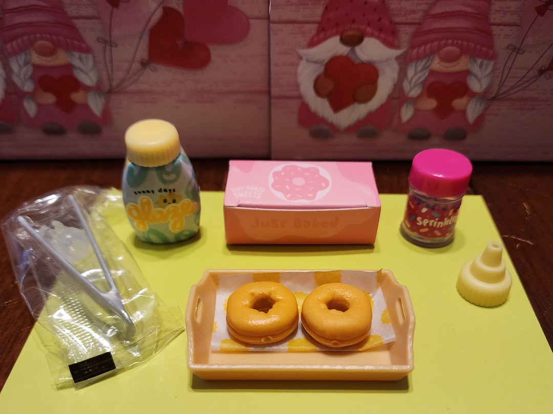 Miniverse Make It Mini Food VANILLA DONUTS - Etsy