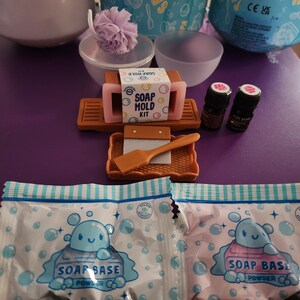 Miniverse Make It Mini SPA Set. Berry Marbeled Soap Set.... Please ...