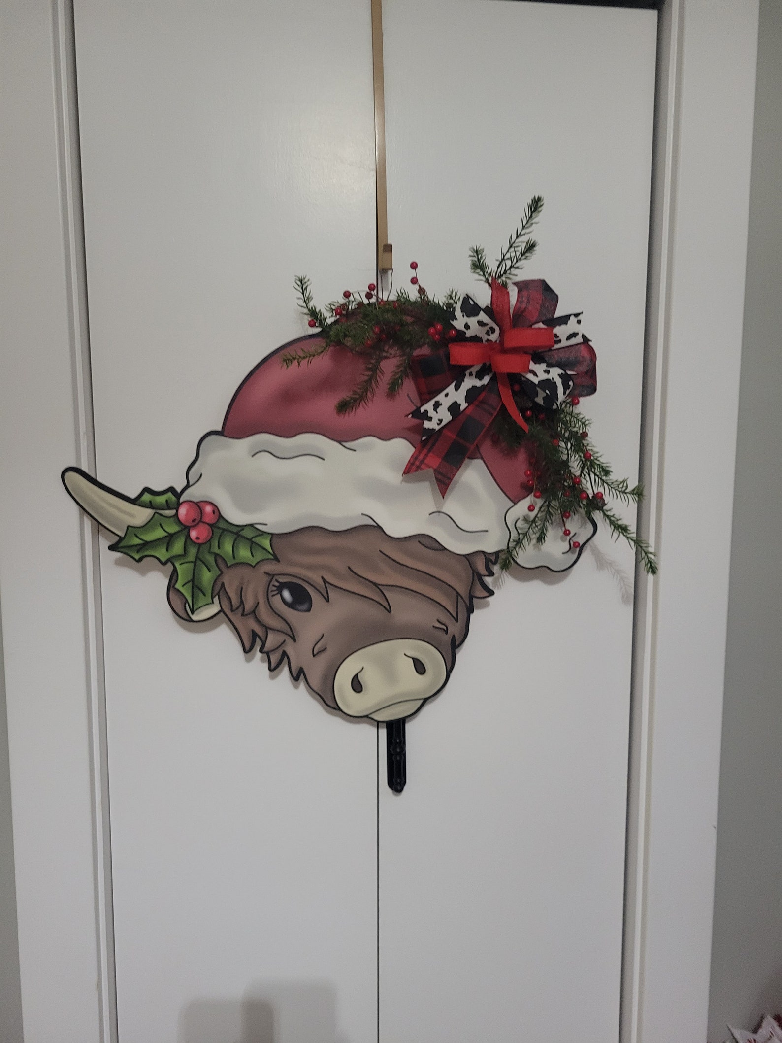 Highland Cow Christmas Door Hanger, Rustic Holiday Decor - Etsy