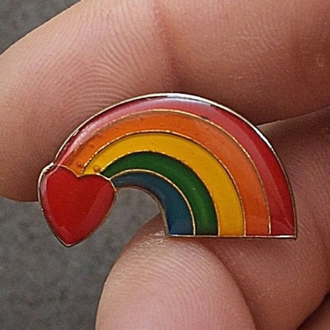 80s Heart and Rainbow Enamel Pin - Etsy