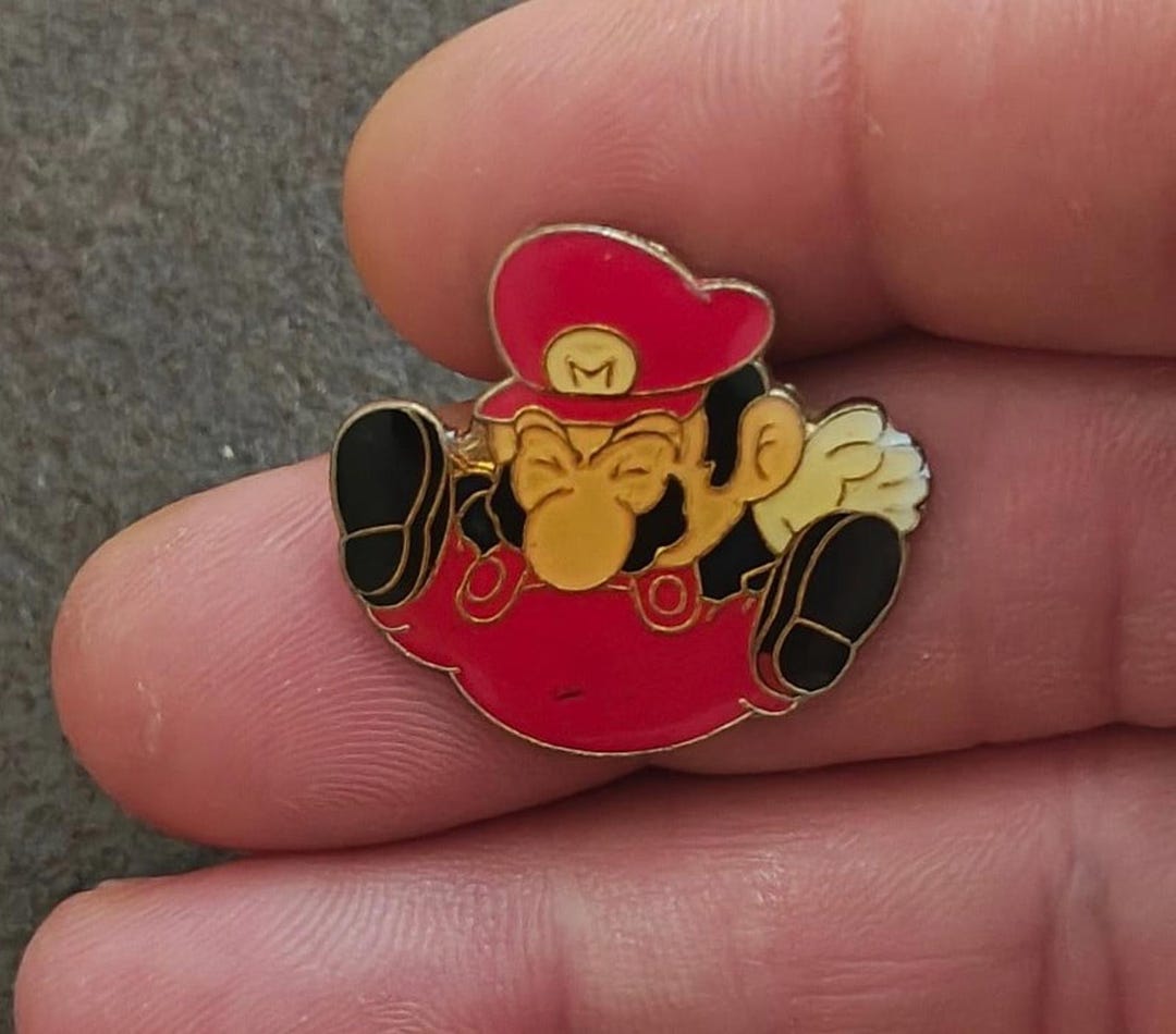1988 Nintendo Super Mario Bros. Gold Tone Enamel Pin - Etsy