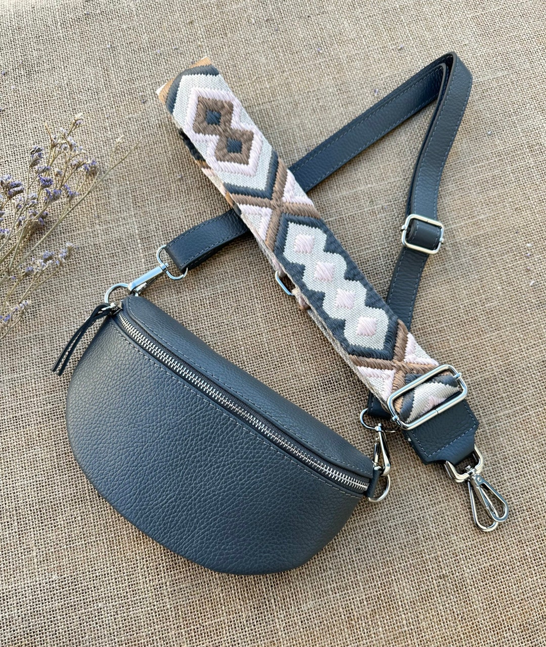 Leder Crossbody Tasche mit breitem Gurt, Leder Crossbody Tasche mit ...