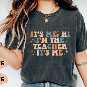 It's Me, Hi, I'm the Teacher It's Me Svg Png, I'm the Teacher Retro ...