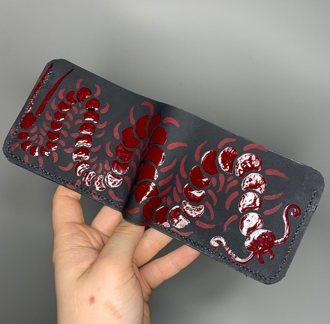 Centipede Bifold Wallet. Insect Bug Art. Gothic Alt Fashion ...