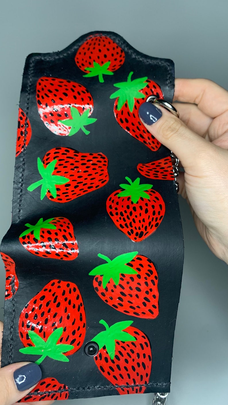 Strawberry Wallet. Handcrafted Leather Trifold. Chainmail Wallet Chain ...