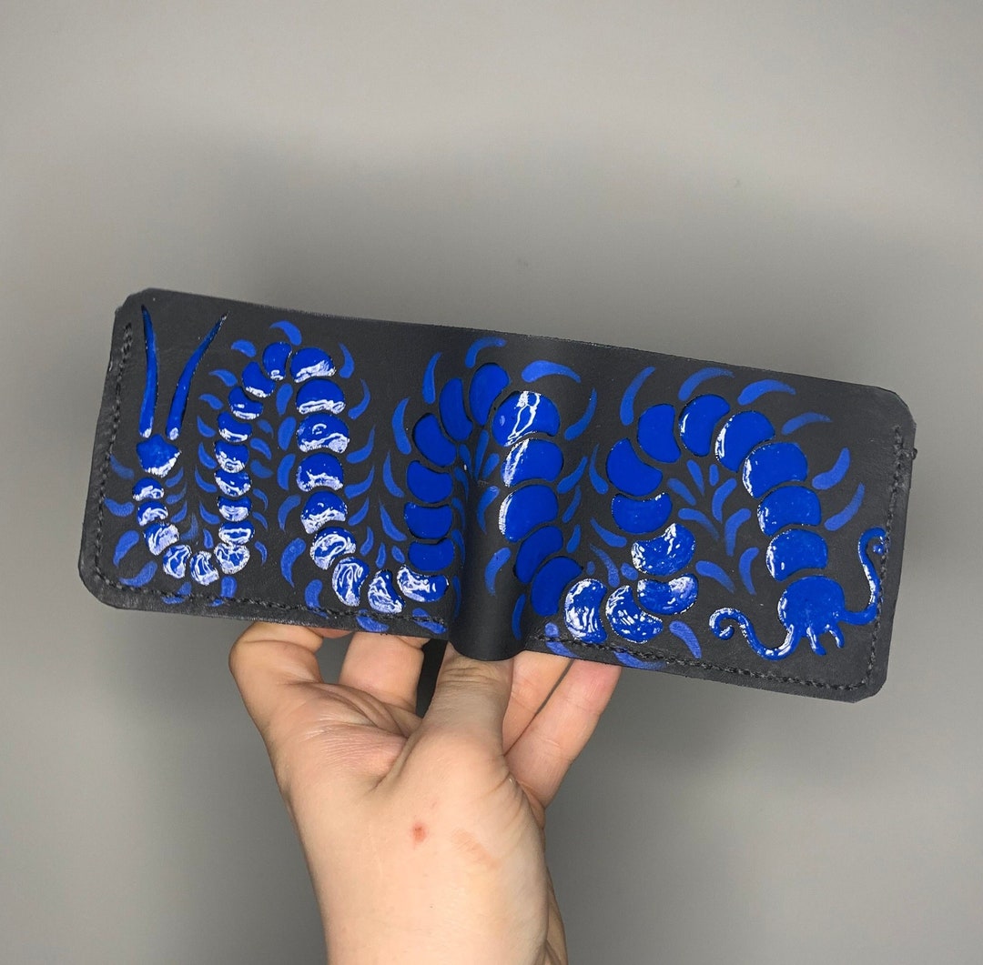 Centipede Bifold Wallet. Insect Bug Art. Gothic Alt Fashion ...