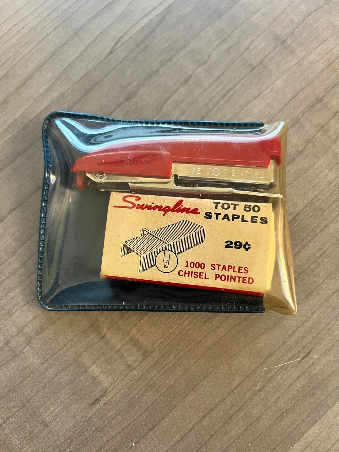 Vintage Swingline TOT 50 Stapler and Staples, 1980's Office Supplies - Etsy
