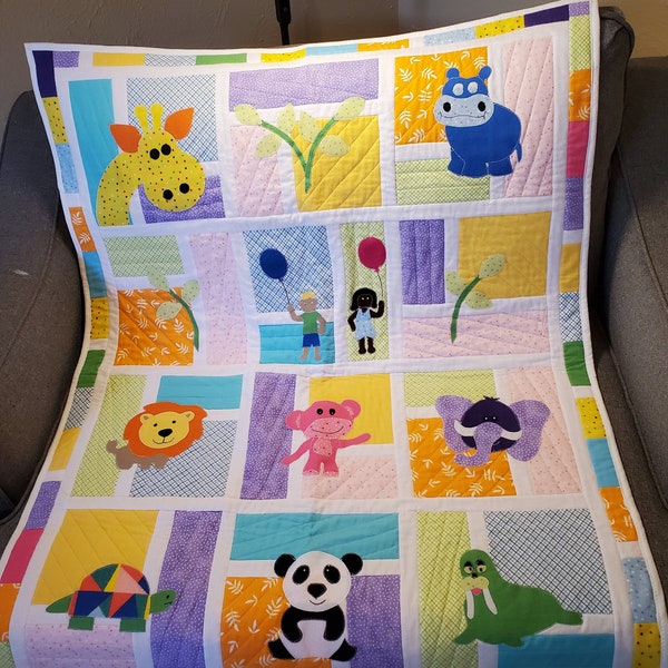 Zoo Quilt - Etsy