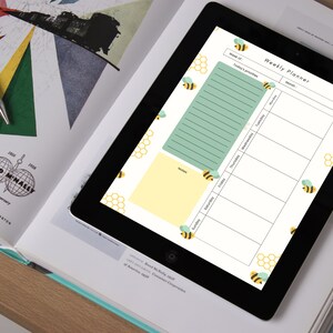Honeybee Digital Weekly Planner - Etsy