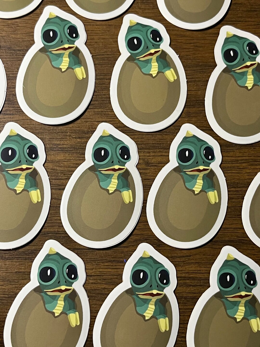 Cute Alien Sticker / Alien Hatchling Sticker / Lizard Alien Sticker ...