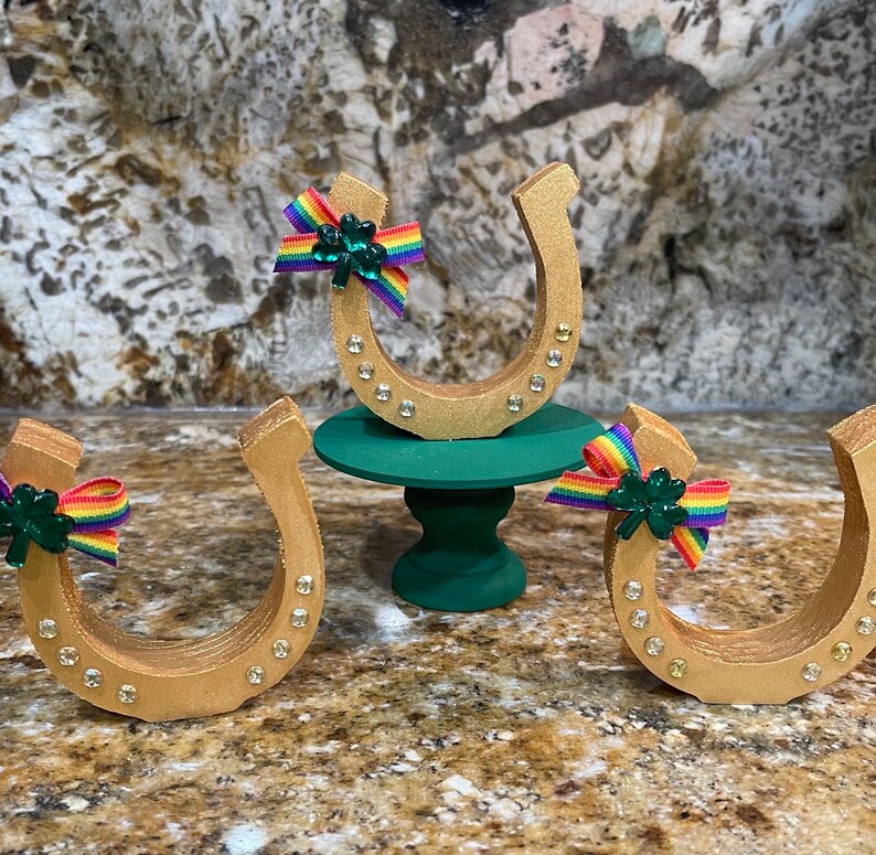 St. Patricks Day Lucky Horseshoe/tiered Tray Decor/farmhouse Decor/st ...