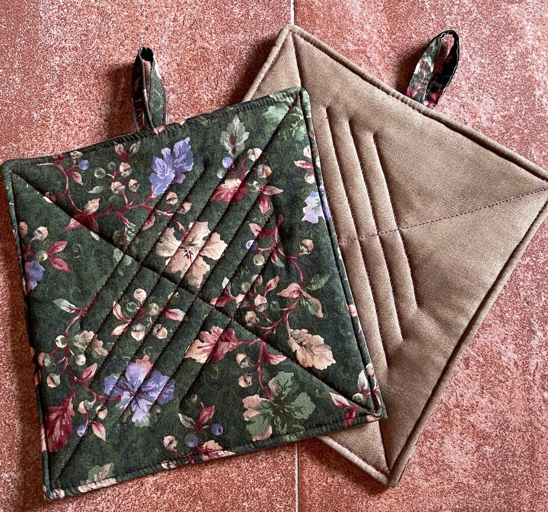Pot Holders large Fall Leaves N Acorns taupe - Etsy