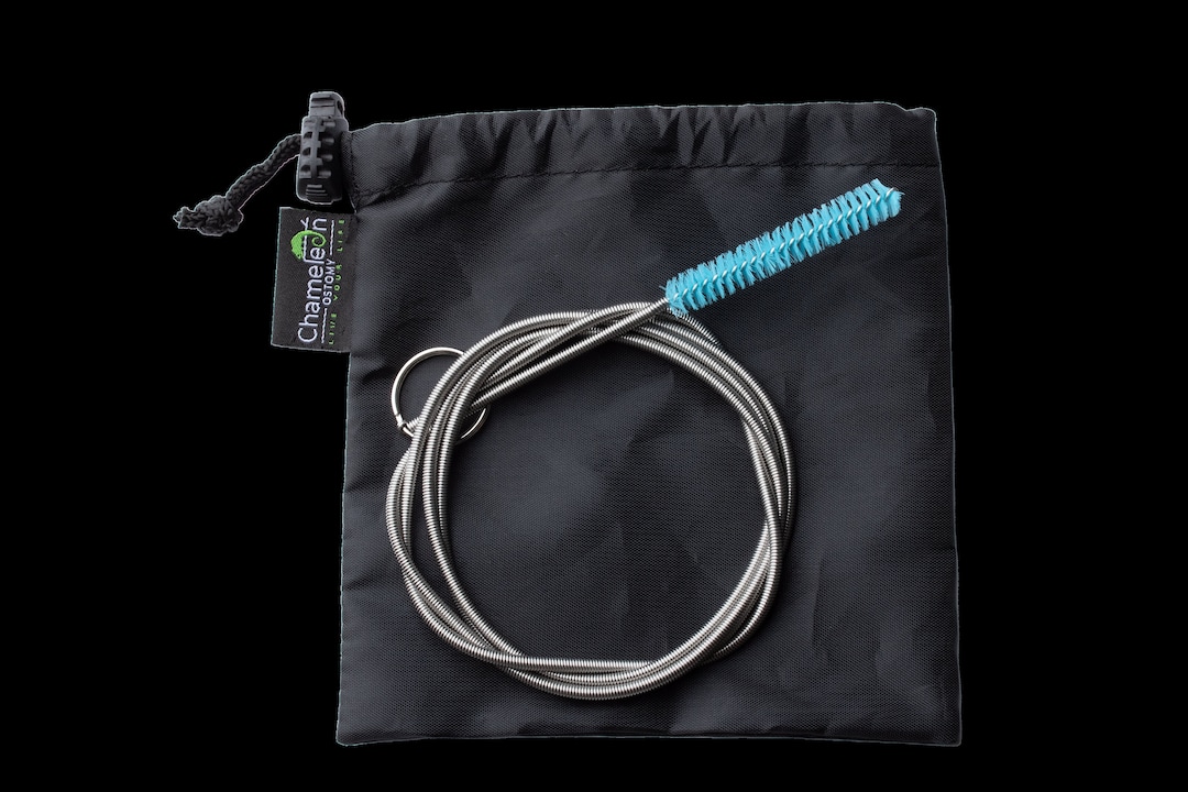 Chameleon Ostomy Urine Drain Bag Tube / Pipe Cleaner With Storage Bag ...