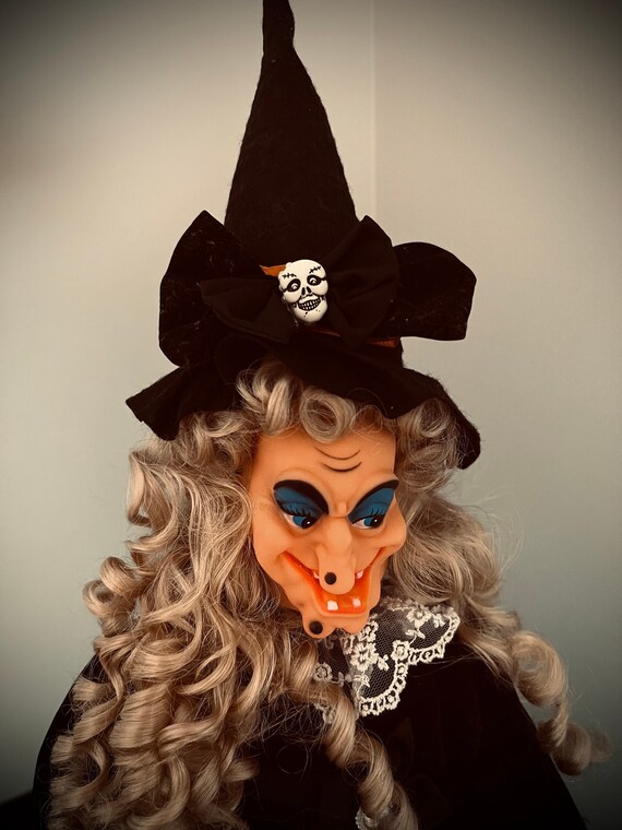 Top Collectible Halloween Witch Dolls: Rare Finds for Collectors