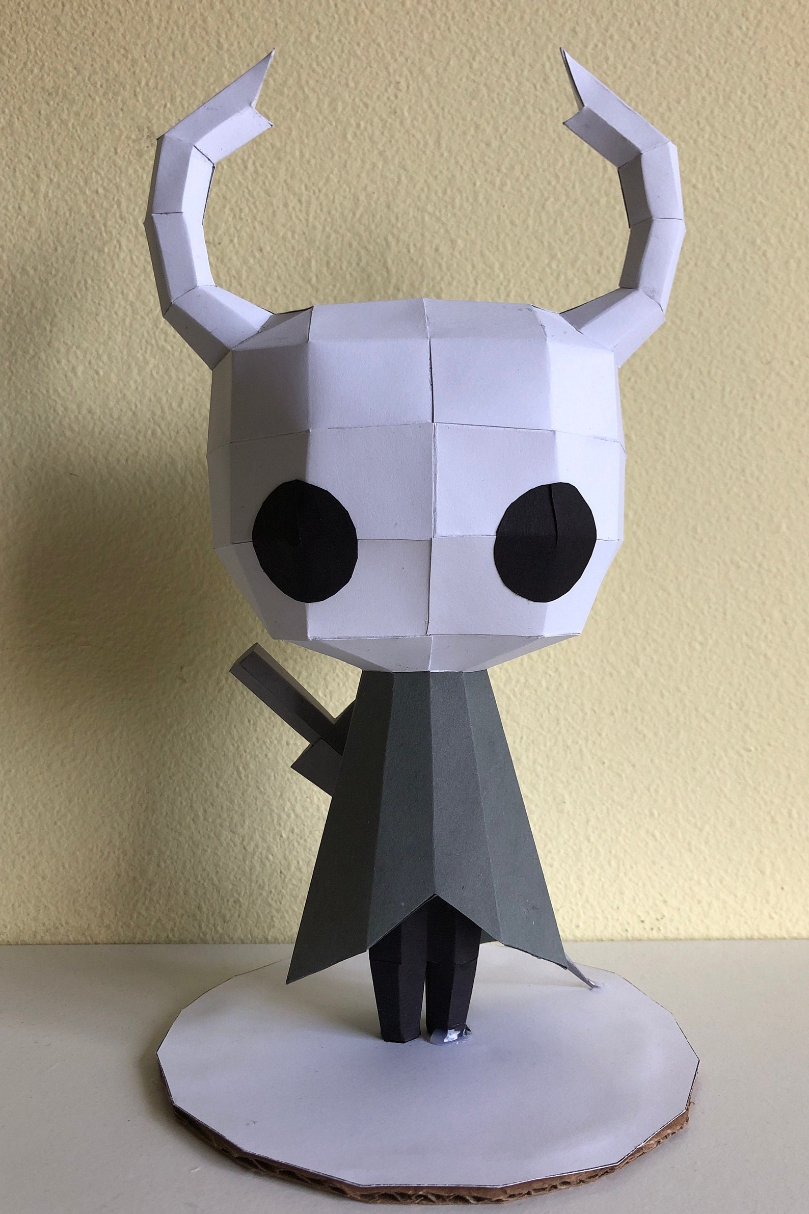 Hollow Knight Papercraft Figurine Beginner-friendly Low Poly Template ...