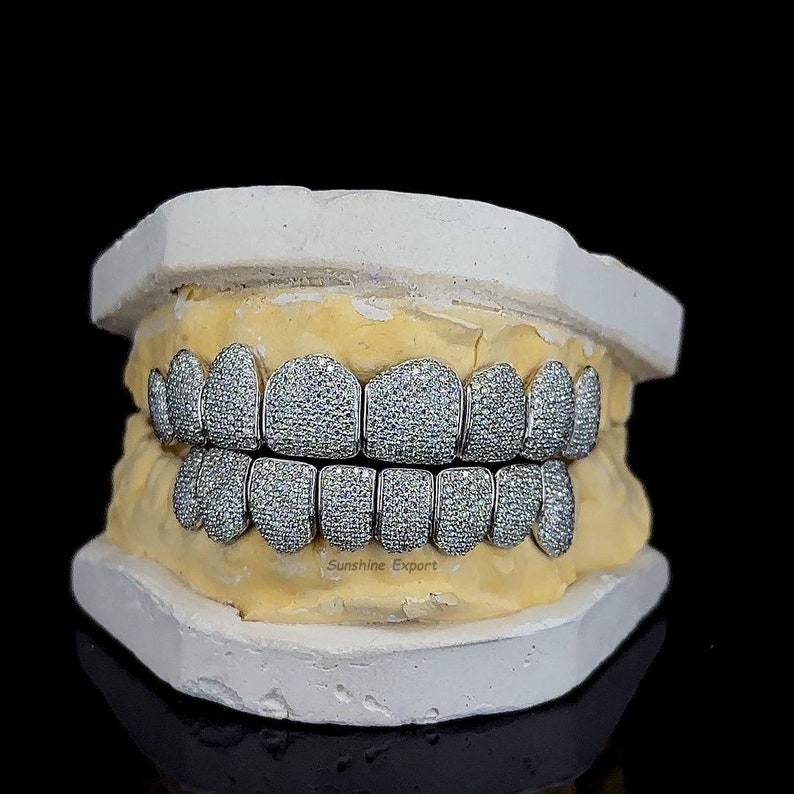 Luxury Hip Hop Grillz,8 Top & 8 Bottom Full Set Fully Iced Out ...