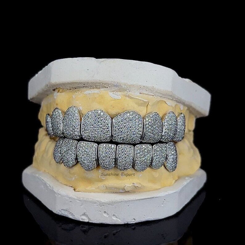 VVS Quality Diamond Grillz,8 Top & 8 Bottom Custom Hip Hop Grillz With ...