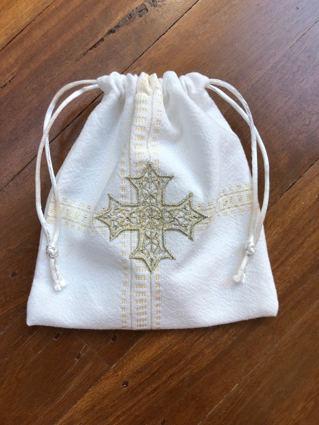 Handmade Embroidered Coptic Orthodox Cross White Gold Pouch Small ...
