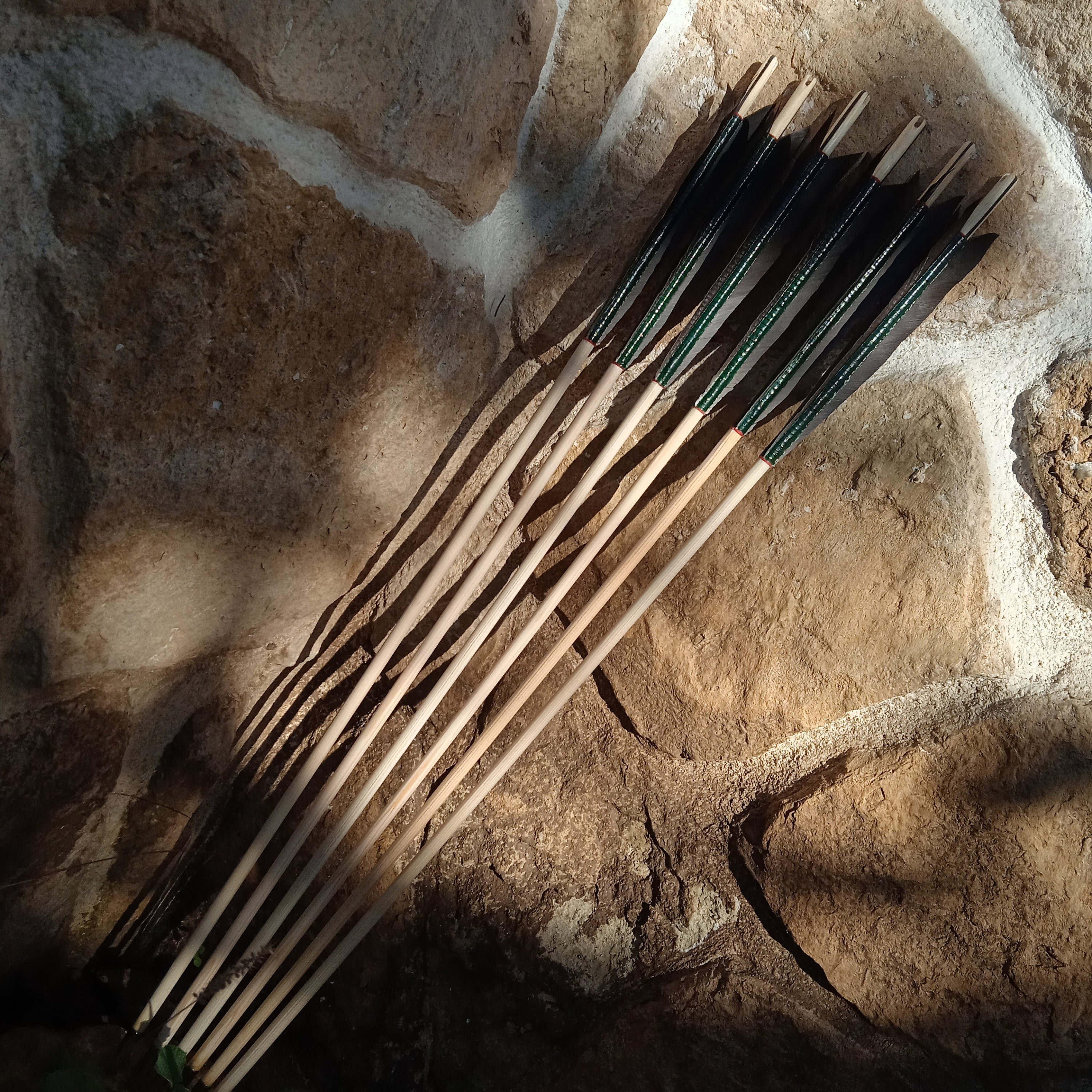 Traditional Medieval English Arrows. Custom Wooden Arrows. 6 Arrows - Etsy