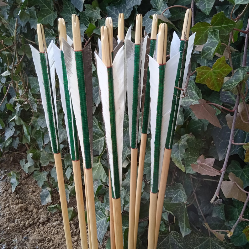 Traditional Medieval English Arrows. Custom Wooden Arrows. 6 Arrows - Etsy