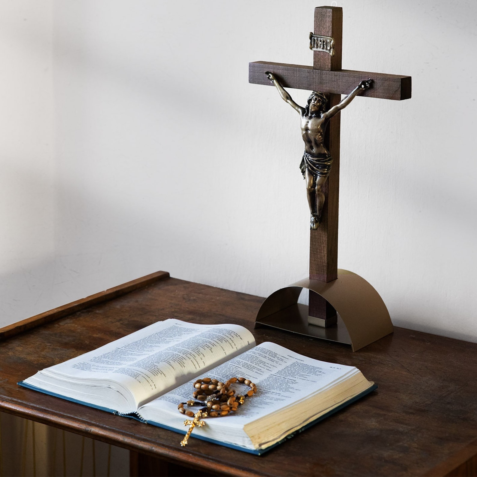 Large Wooden Cross With Base, Massive Cross for Adoration, Crucifix ...