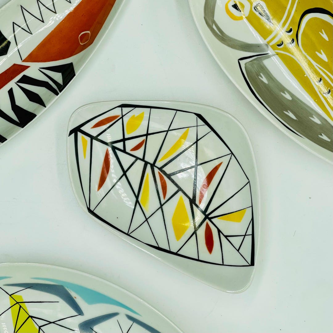Leaf Form Asymmetric Oval Porcelain Plate Very Rare Vintage 1950s-1960s ...