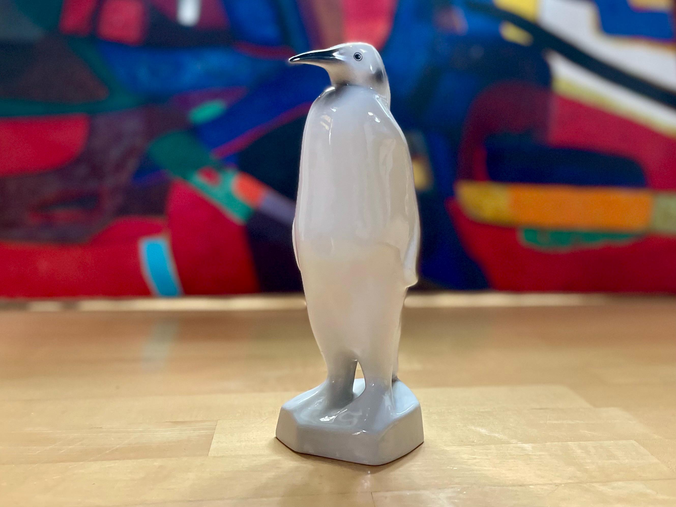 Vintage Hollohaza Porcelain Penguin – Mid-century Modern Art Deco ...