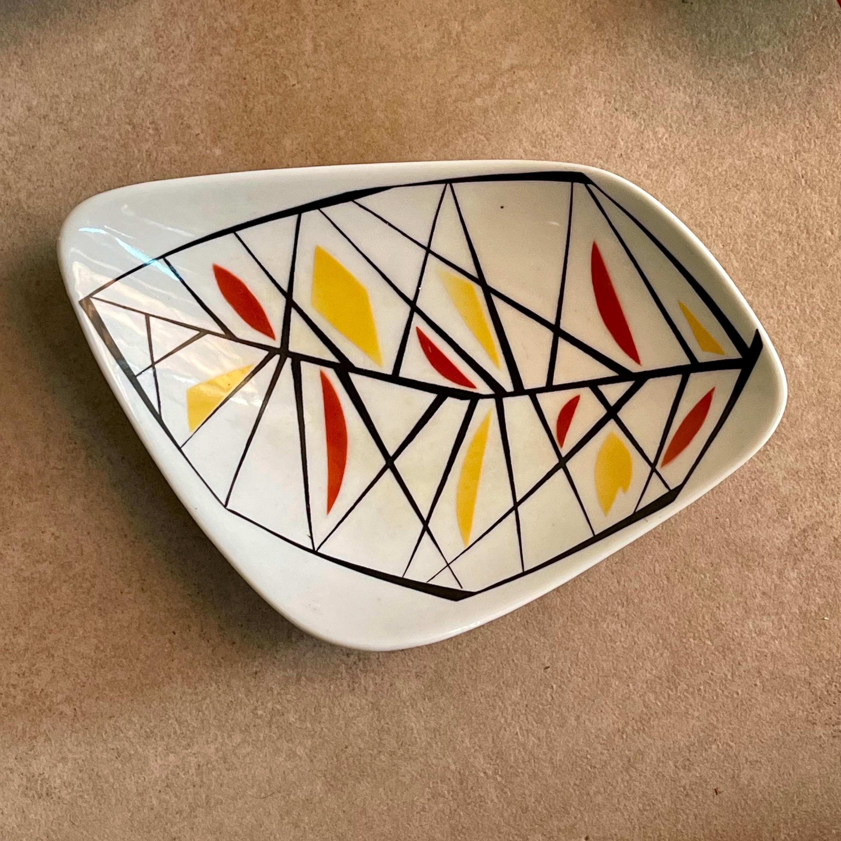 Leaf Form Asymmetric Oval Porcelain Plate Very Rare Vintage 1950s-1960s ...