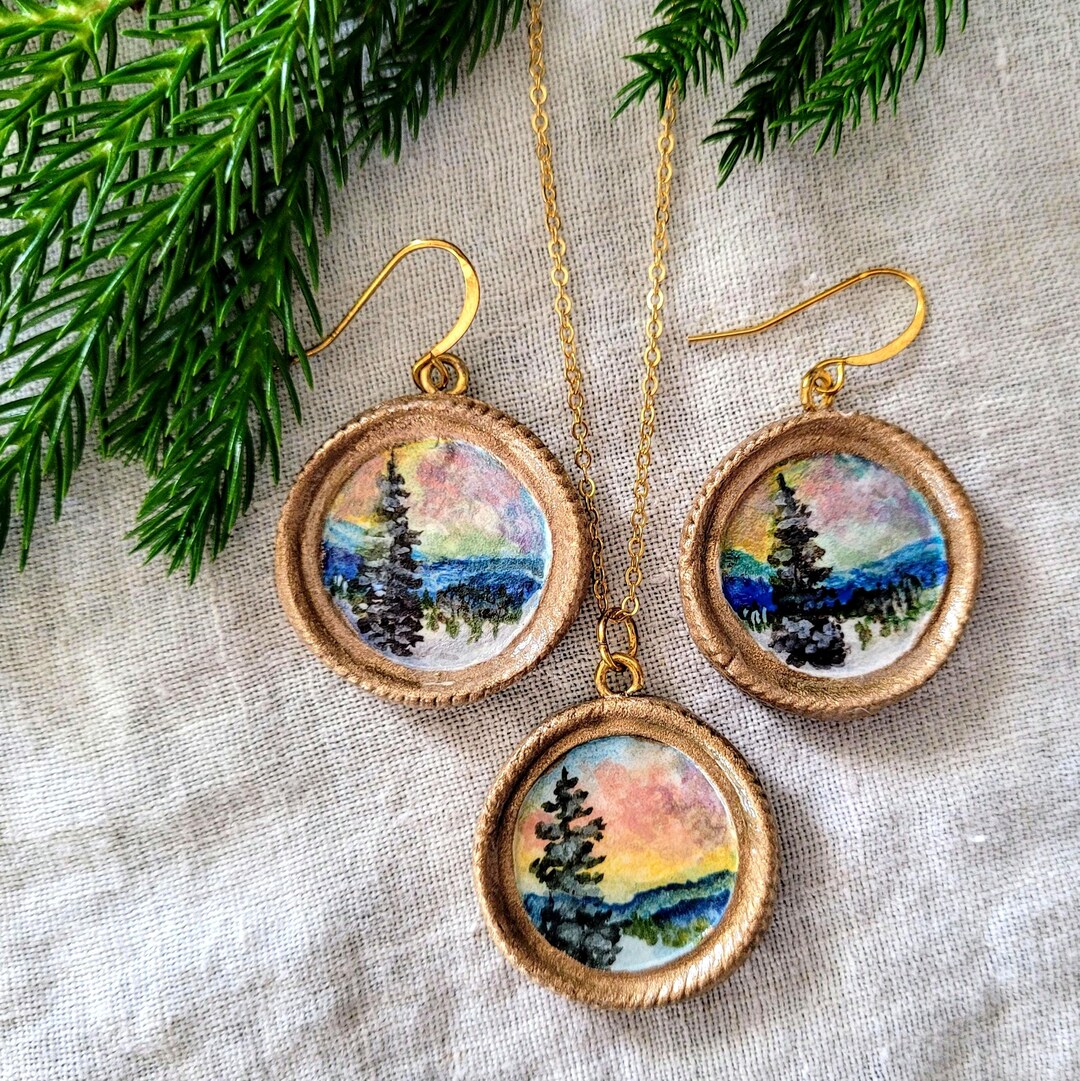 Hand Painted Winter Mountain Sunset Jewelry Set – Round Frame Christmas ...