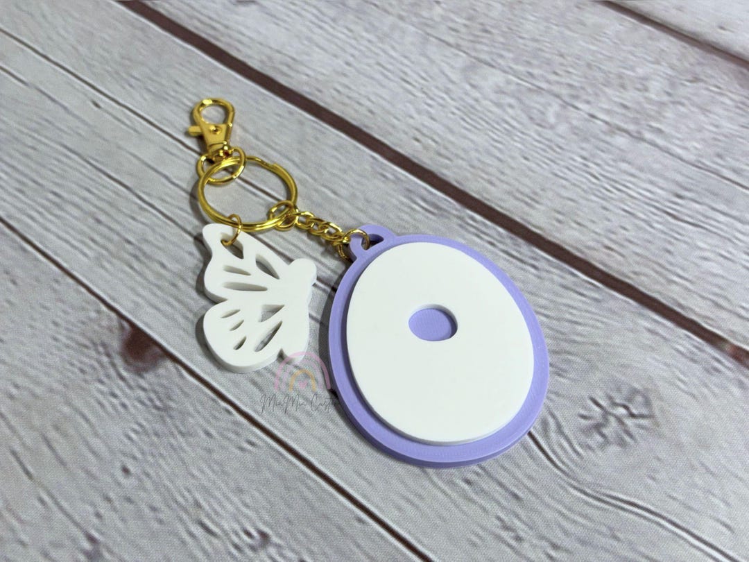 Initial Tag With Butterfly | Custom Name Tag With Butterfly | Pastell ...
