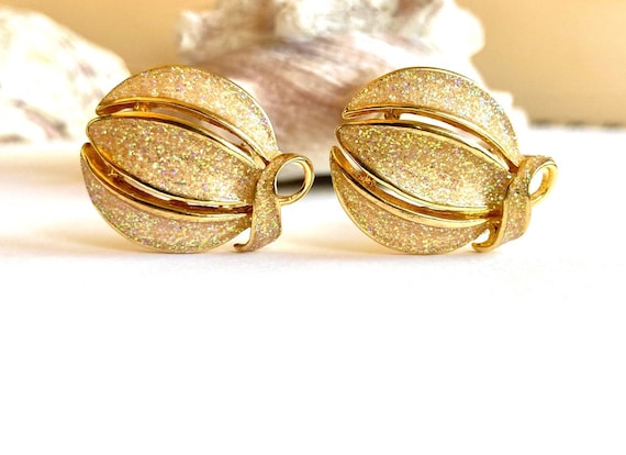 Beautiful Rare gilded sparkling Vintage Signed Dolphi… - Gem