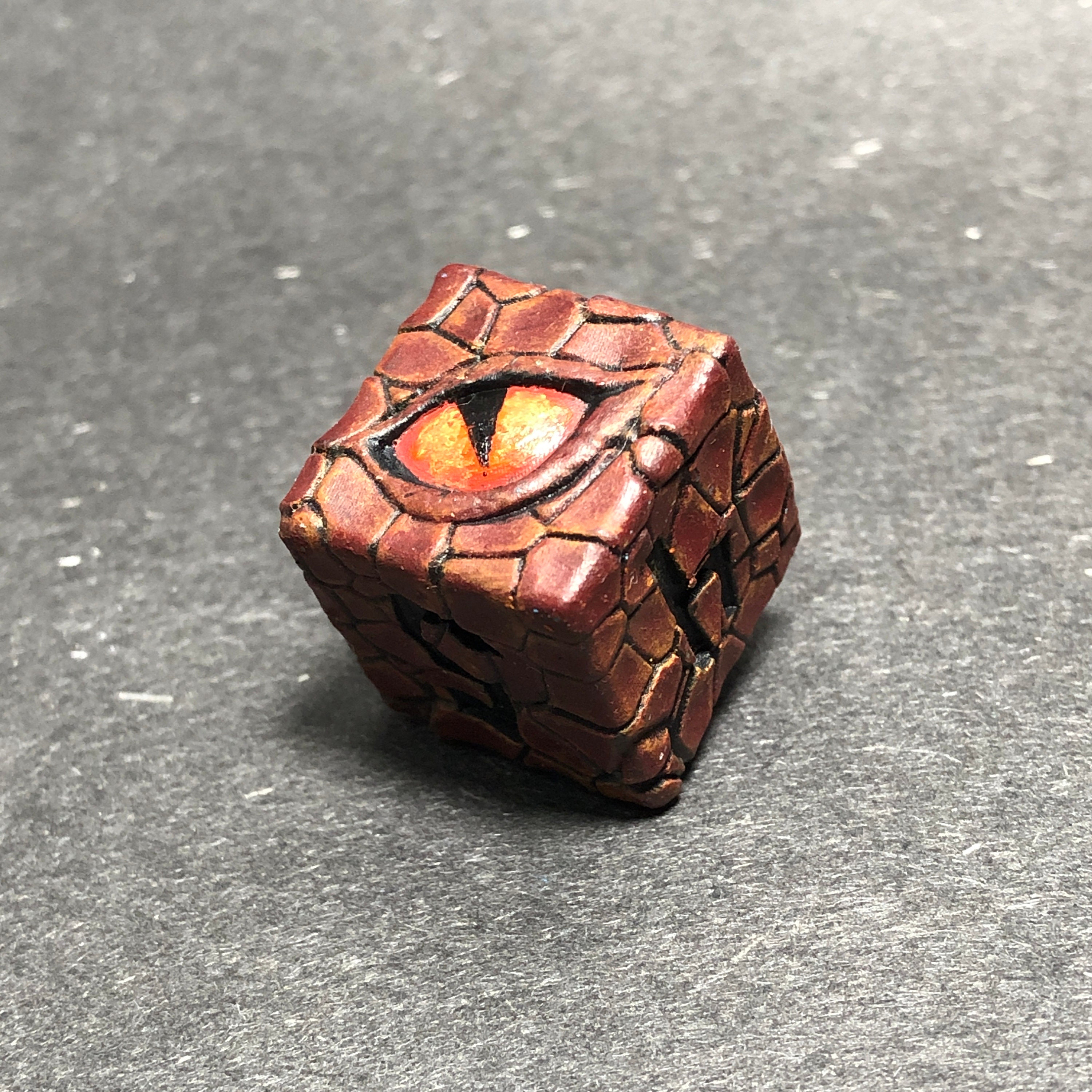 Red Dragon 8pcs Dice Set, Hand Painted Dragon Dice, Resin D&D Dice Set ...