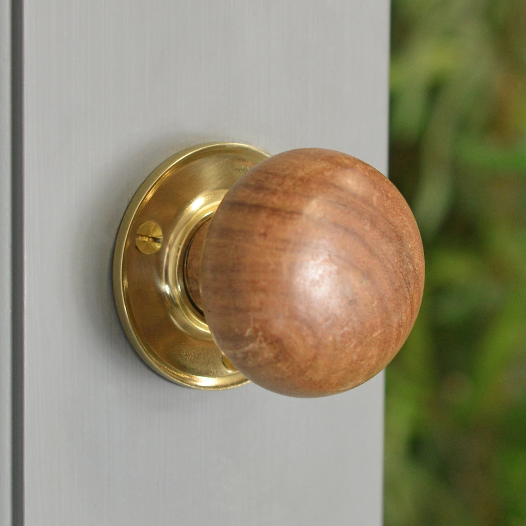 Plain Natural Wood Door Knobs/with Fixings, Door Hardware, Door Knob, DIY, Home Improvements ...