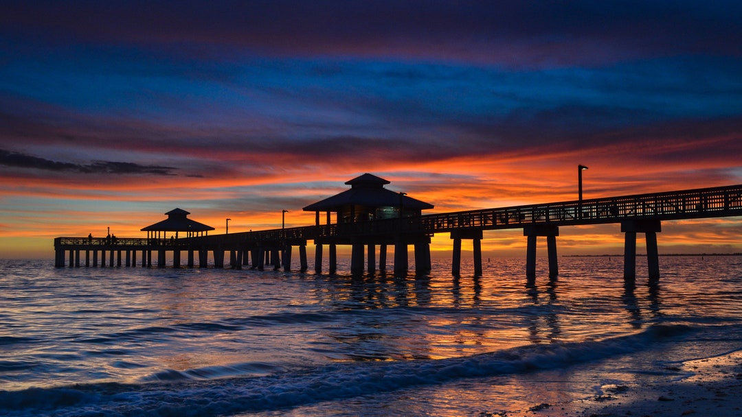 Fort Myers Pier at Sunset, Florida Canvas Print - Fishing Pier Canvas ...