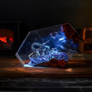 Xeno.morph Epoxy Lamp Alien Resin Lamp, Star War Resin Art Lamp, Unique ...