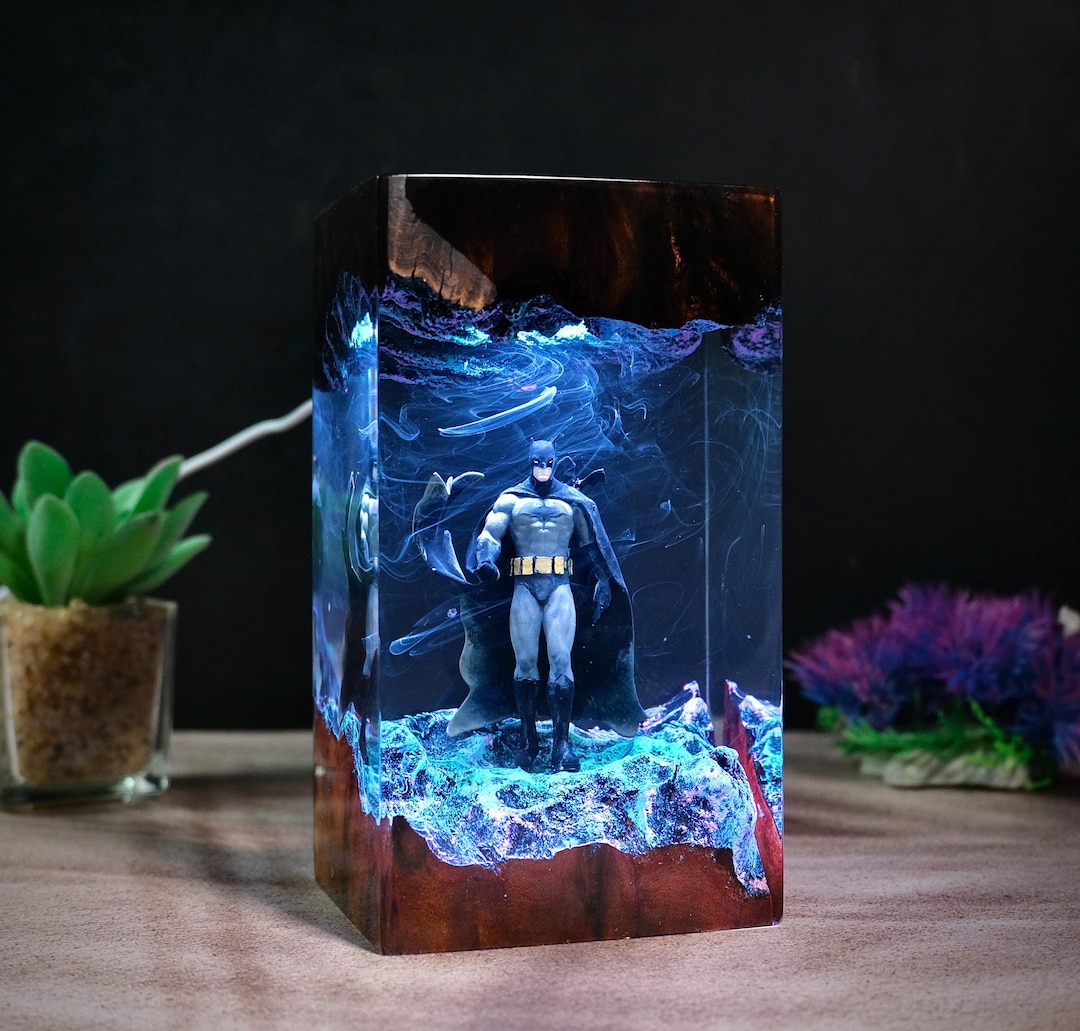 Custom Hero Epoxy Lamp Super Hero Resin Lamp Hero Figure Terrarium ...