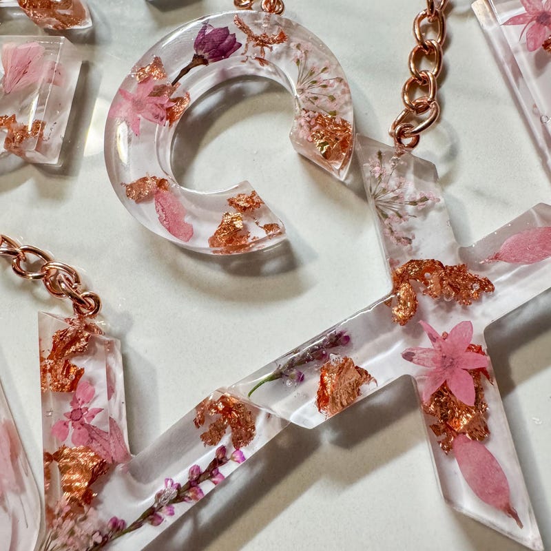 Resin Flower Keychain - Etsy