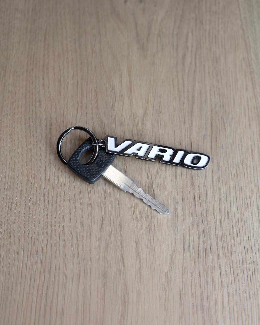 Vario Keychain, Camper, Vanlife, Mercedes, Camping, Key Chain VAN - Etsy