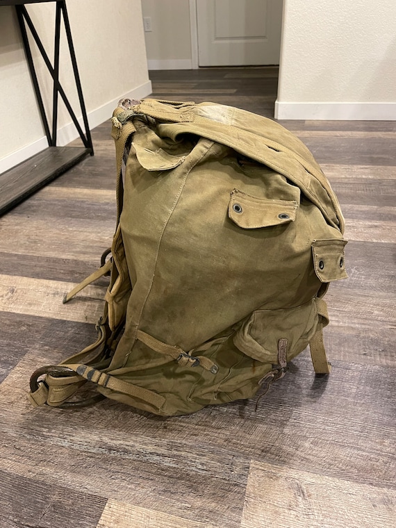 WWII 1942 Marked Mountain Rucksack - Gem