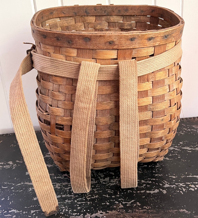 VINTAGE | Trapper’s Andirondak Basket Backpack | Primitive Decor ...