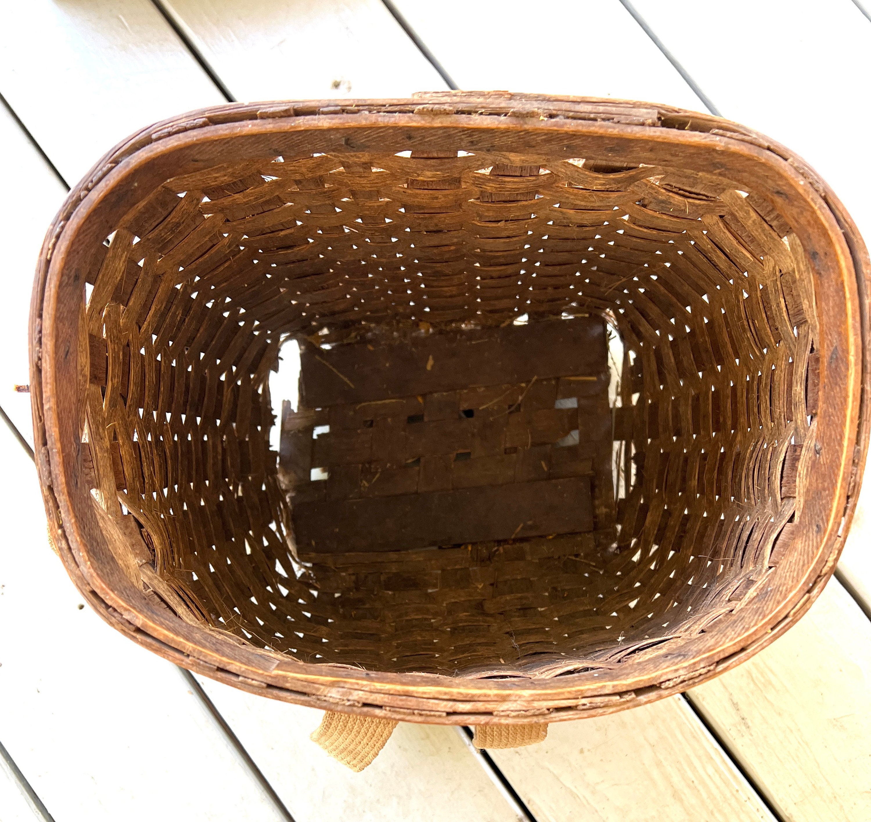 VINTAGE | Trapper’s Andirondak Basket Backpack | Primitive Decor ...