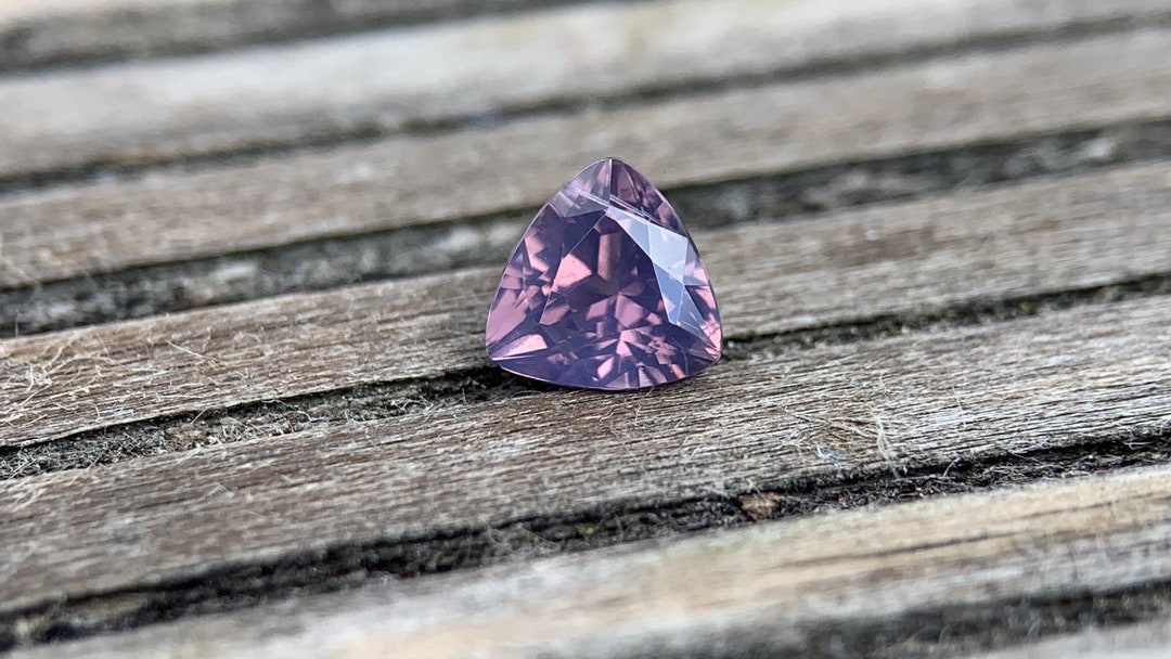 0.51ct PURPLE SPINEL Spinel Crazy Color Expensive Trilliant Illakaka ...