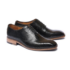 Bespoke Men Handmade Black Colour Pure Leather Lace up Python Texture ...