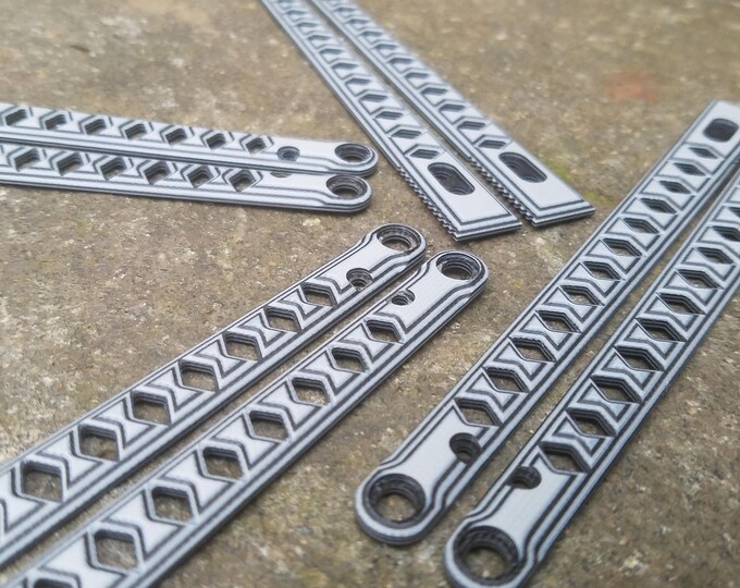 Hypnotic - G10 Replicant Scales - F.F.F. Kitsune - Etsy