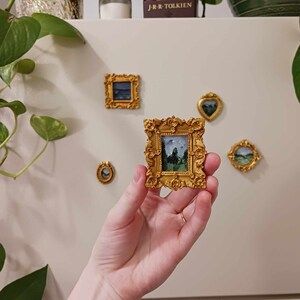 Victorian Style Picture Frame Fridge Magnets, Vintage Painting, Magnet ...