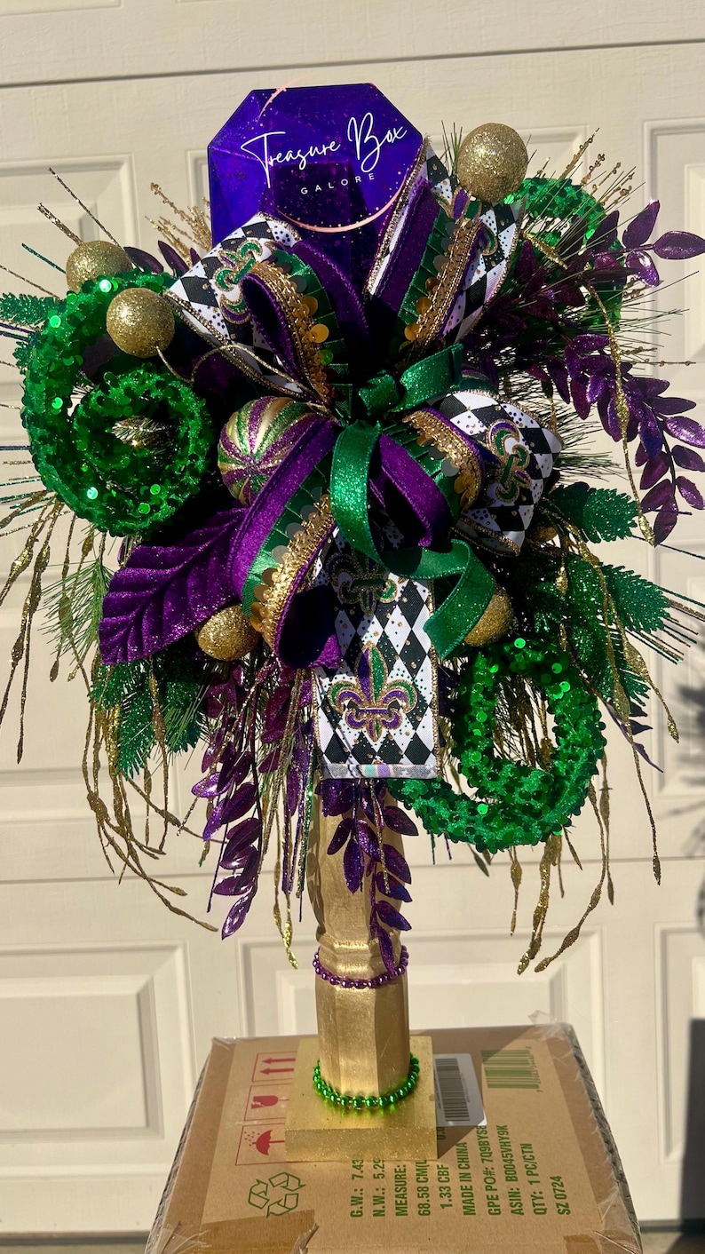 Deluxe Mardi Gras Arrangement, Gem Jester Mask, Elegant Decor - Etsy