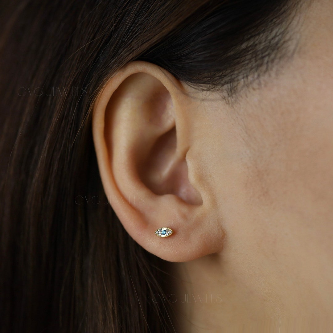 Threadless Push Pin Flat Back Labret 16G/18G/20G Stud Earrings Titanium ...