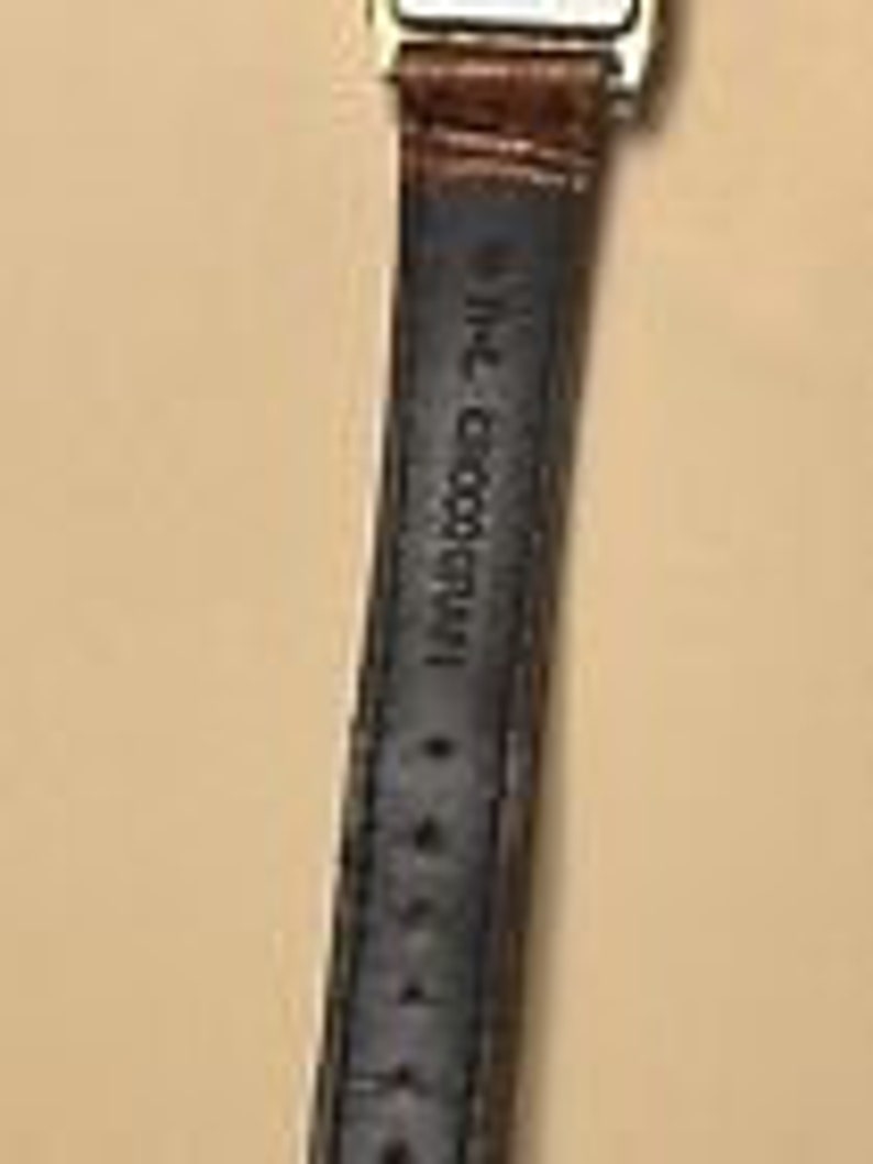 Vintage Lorus Mickey Mouse Tank Watch | Square-dial Lorus V811-5370 R0 ...